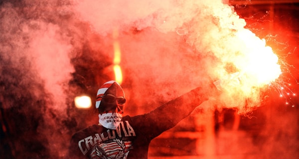 Fussballmafia - Bekleidung & Pyrotechnik für Fussballfans